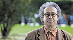 RAINHA D. AMÉLIA PÕE PORTUGAL AO ESPELHO | e-cultura